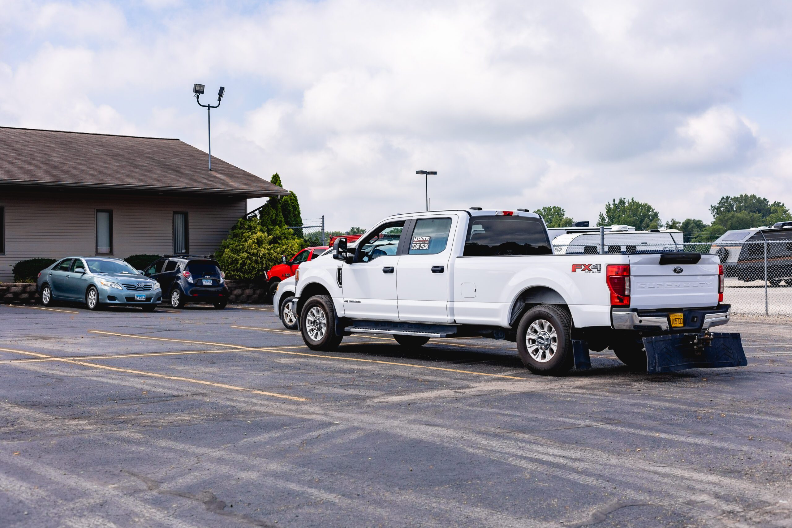 4 Key Areas to Keep in Mind When Driving in RV Trucking - Horizon Transport